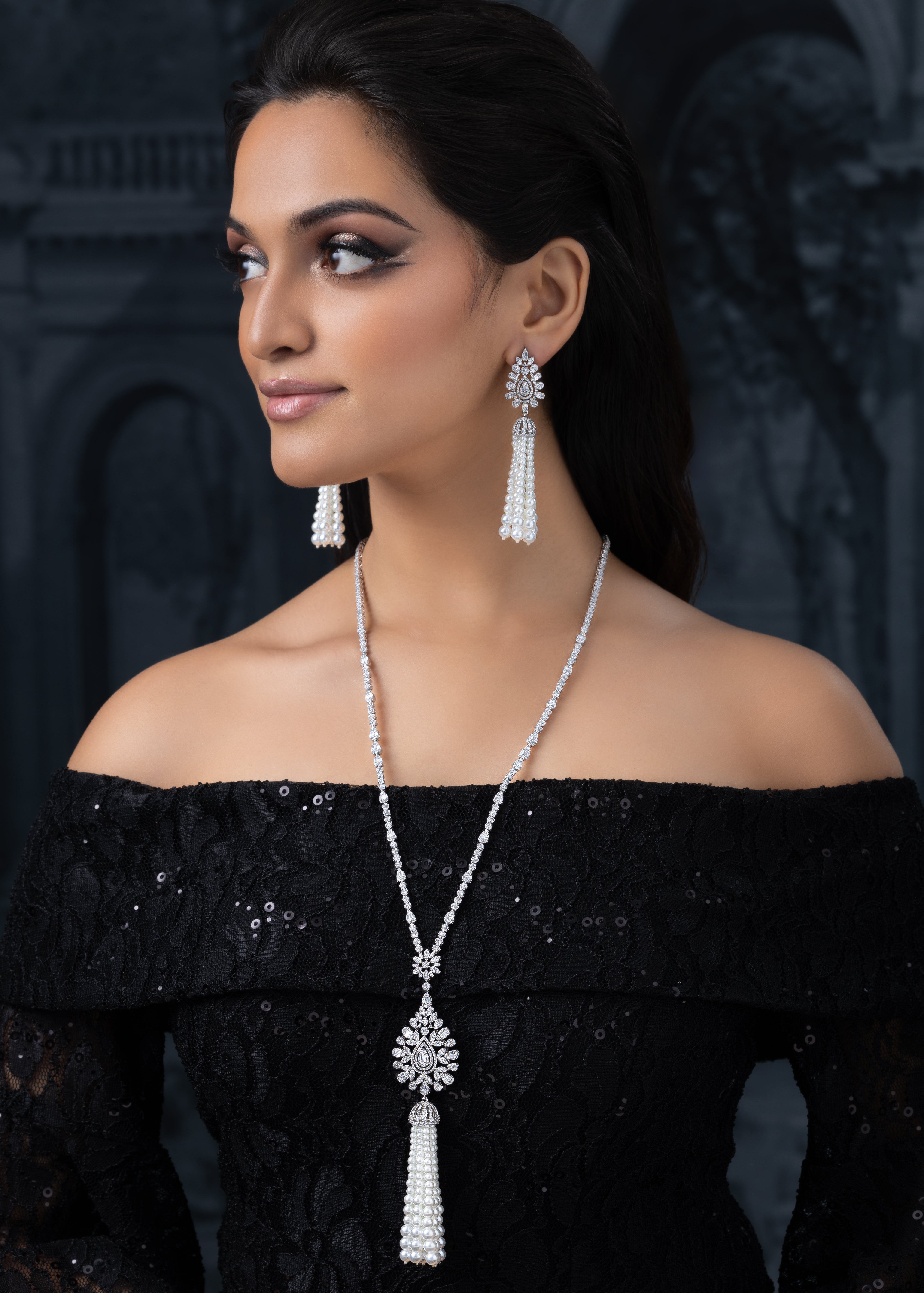 Maria Tassel Set – JoolryIndia